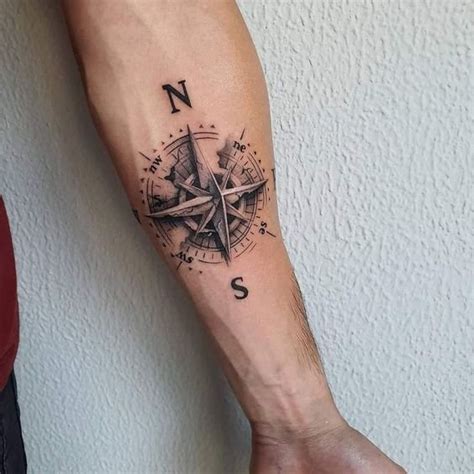 Kompas Tattoo Betekenis Ontwerpen En Inspiratie Vean Tattoo