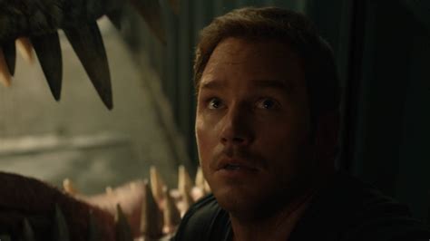Jurassic World Fallen Kingdom Clip Claire Helps Owen Escape Video