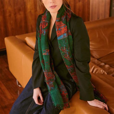 Pagoda Forest Green Wool Scarf