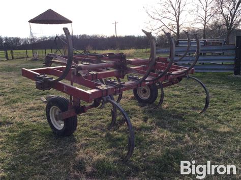 International 5500 Chisel Plow Bigiron Auctions