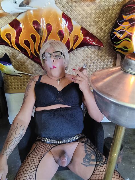 Smokin Aw Big Fatty 18 Nude Pics Xhamster