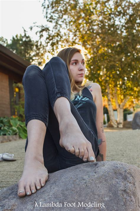 Ivie S Set 4 — λ Lambda Foot Modeling