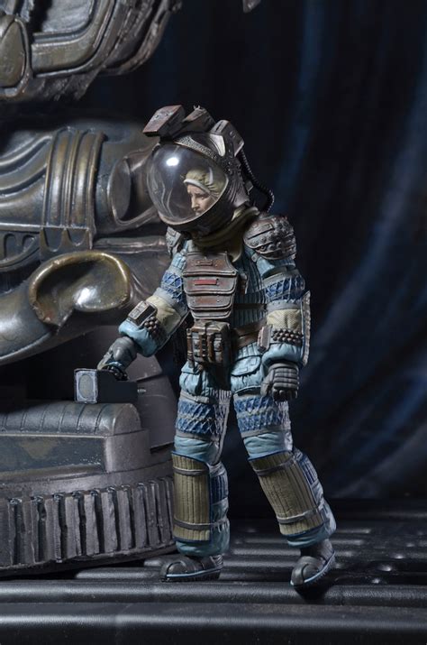 Neca Aliens Series 11 Lambert Xenomorph Aliens Defiance Blue Xenomorph