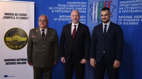 По високи студентски и докторантски стипендии и повече пари за