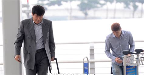 차범근 아들 차두리 배웅받으며 독일 출국 [단독 포토엔]