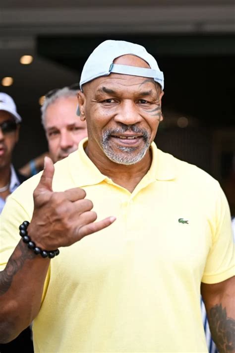 کفتربازی به سبک آمریکاییمایک تایسون مشهورترین کفترباز آمریکایی