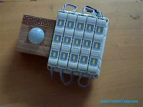 DIY Motion Sensor Light Using LED Bulb And PIR Sensor