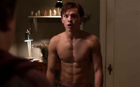Every Gratuitous Shirtless Scene In Marvel Movies Ranked