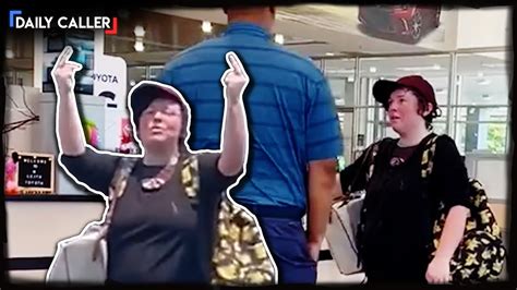 I Am A Fcking Sir Woman Flips Out On Salesman For Using Wrong Pronoun Youtube
