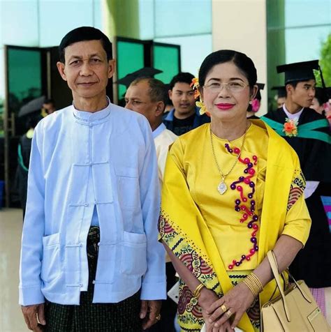 သက်ကြီးပူဇော်ပွဲအတွက်မွန်မြတ်သောအလှူ အသက်ဂုဏ်ဝါ ကိုယ့်ထက်ကြီးက ဆည်းကပ်ခစားရိုသေလေ ဟူသည့်အတိုင
