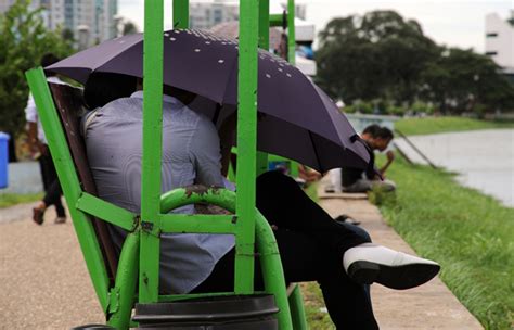 လူငယ်တွေကို Sex အကြောင်း ပြောကြရအောင်