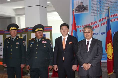 Шадар сайд У Хүрэлсүх төрөлх сургуульдаа зочиллоо