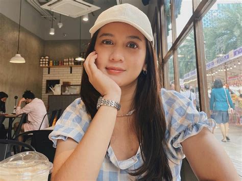 Intip Potret Dea Annisa Mantan Artis Cilik Yang Kini Tampil Cantik Memesona