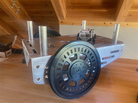 Super Sized Cyber Bot Working Model Details Parallax