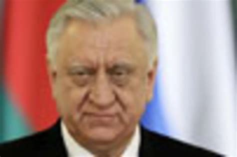 Мясніковіч ляціць у Азербайджан