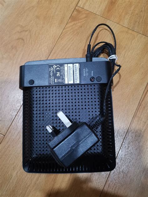 Linksys E Router Car Accessories Electronics Lights On Carousell