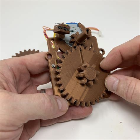 3d Printable Antique Auto Correcting Analog Clock By Greg Zumwalt