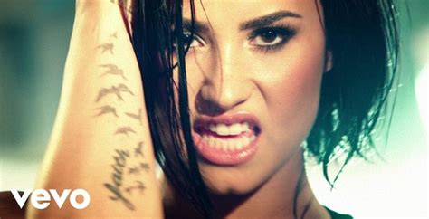 Demi Lavato Confident