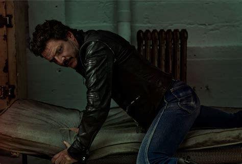 Pedro Pascal De The Last Of Us E Mandalorian Leva Fãs à Loucura