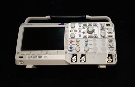 Осциллограф Tektronix Dpo 2002b Ковров пересылка по РФ Продам