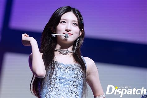 [현장포토] 청순여신 교과서 가을 분위기 여신 디스패치 뉴스는 팩트다