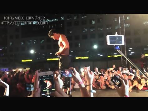 Enzo Pineda Removes His Underwear Eporner