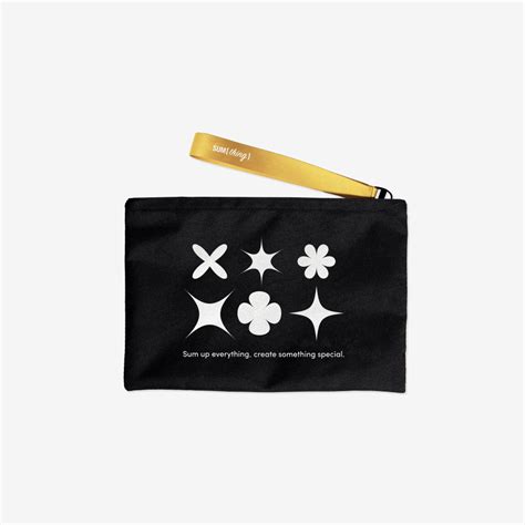 커스텀 스트랩 파우치 썸띵 브랜드 굿즈로 좋은 경험을 전합니다