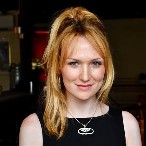 Siobhan Siobhan Real • Threads Say More