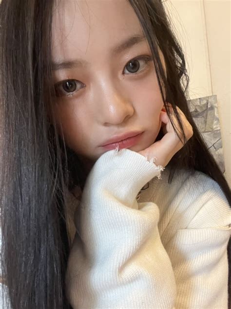 [잡담] 뉴진스 하니 셀카 뭐임 인스티즈 Instiz 연예 카테고리