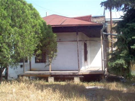 ინგლისური ენის სკოლა კამოს ყოფილი სახლი გორი