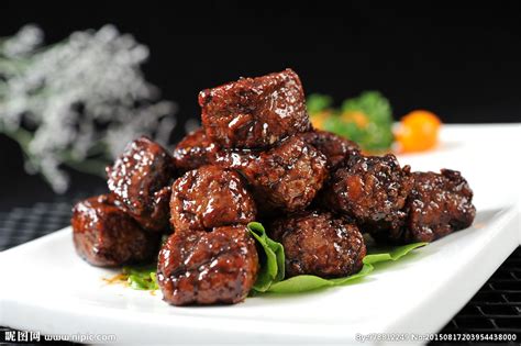 烧汁牛柳粒摄影图 传统美食 餐饮美食 摄影图库 昵图网