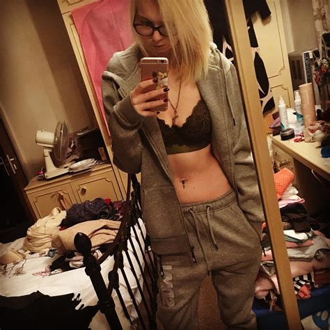 Cropped Porn Pic Eporner