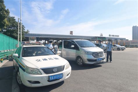 合肥、六安联合→打击跨区域非法营运执法车辆行动