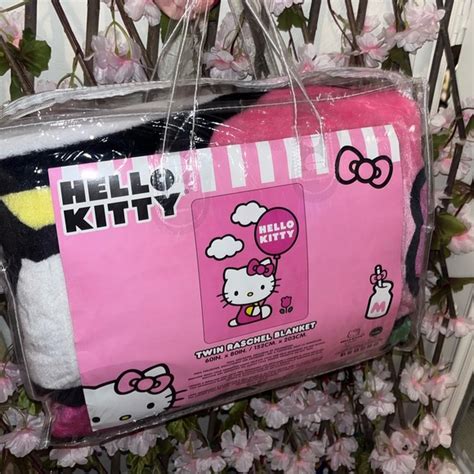 Hello Kitty Bedding Hello Kitty Pink Twin Size Blanket Poshmark