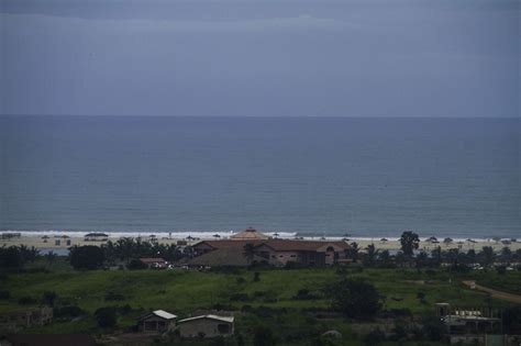5 Pantai Eksotis Di Ghana Afrika Trippersid
