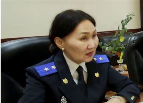 А Оюунгэрэл Эрүүгийн хуулиар “согтуурсан хүн” гэдгийг цусан дахь спиртийн агууламж 0 5 түүнээс