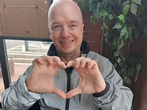 Ka 180 Fëmijë Dhe Ka Fjetur Me 200 Gra 52 Vjeçari “i Pangopur” Në Kërkim Të Dashurisë Gazeta