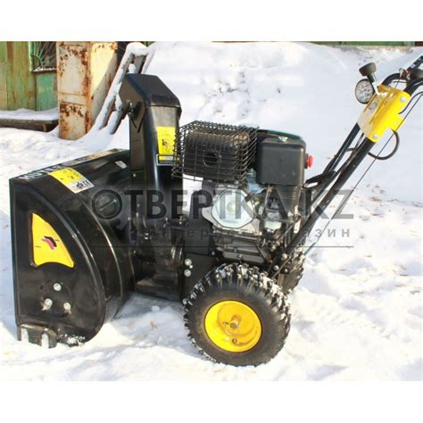 Снегоуборочная машина Huter SGC 8100 70/7/3 купить в Алматы, цена оптом ...