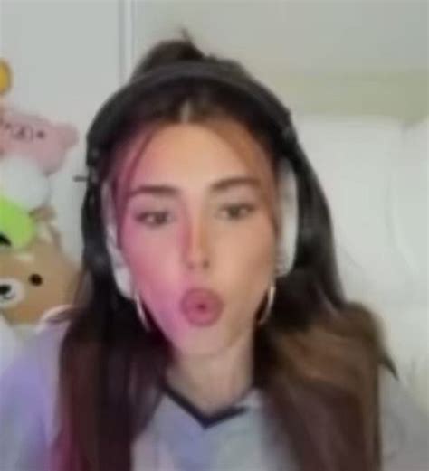 Madisonnationhq On Twitter Minutes Until Madisonbeer Goes Live On