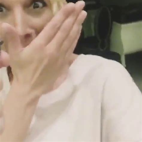 რითი აშინებს რატი დურგლიშვილი სხვა ცნობილ ადამიანებს Youtube