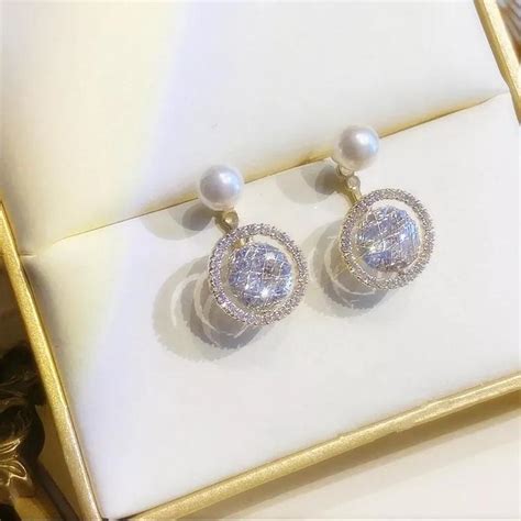 Красивые серьги — ціна 150 грн у каталозі Прикраси для нареченої Купити аксесуари за доступною