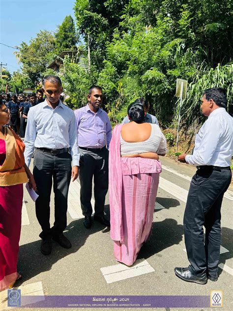 සියපත් අරුණ 2025 මහනුවර උසස් ජාතික ව්‍යාපාර පරිපාලන ඩිප්ලෝමා පාඨමාලාව 52වන කණ්ඩායම විසින් මහ