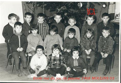 Photo De Classe De 1968 Ecole Du Jeu De Paume Copains Davant