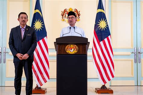 Senarai Penuh Menteri Kabinet Kerajaan Perpaduan Kosmo Digital