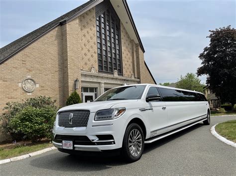 Lincoln Navigator Expo Limousine Lincoln Navigator Car Service
