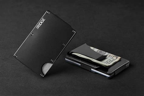 Hands On The Ridge Wallet Review HiConsumption