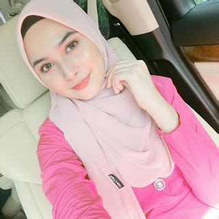 Awek Tudung Hisap Dalam Kereta Anthony Fraser