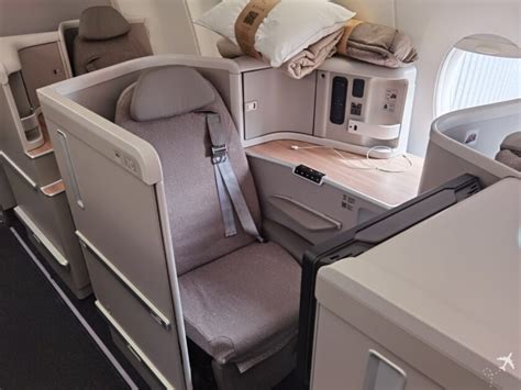 Review New Iberia Business Class Suite On The Airbus A350 Madrid