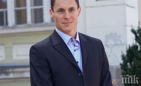 Финансистът Константин Проданов сменя Първанов начело на АБВ Информационна агенция ПИК