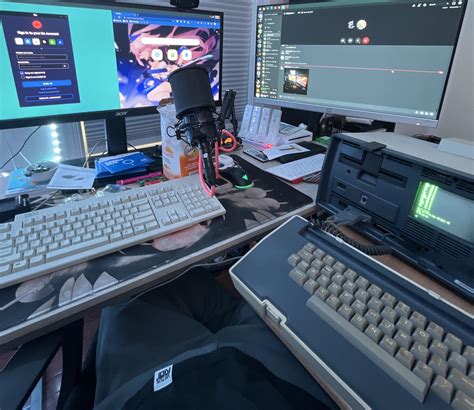 Average Linux User Disregarding Gaming Pc For 40 Year Old Osborne 1 R 196